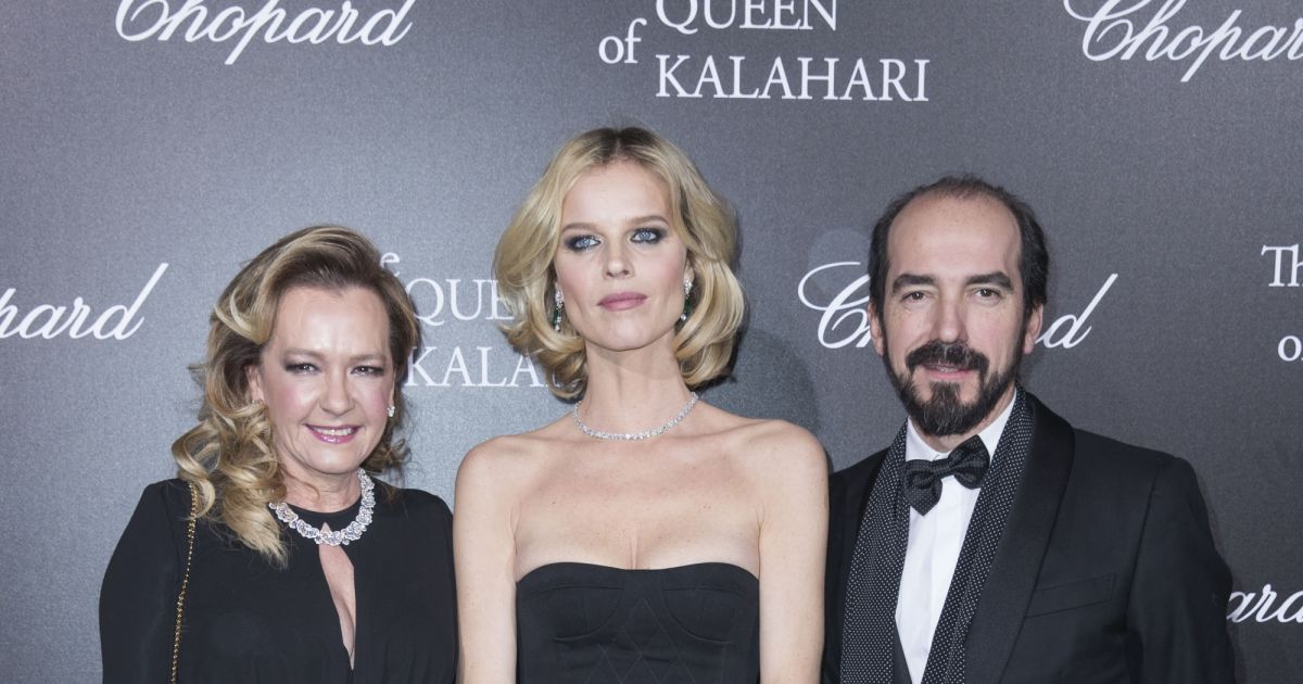 Semi-Exclusif - Caroline Scheufele, Eva Herzigova et Alexis Veller lors ...