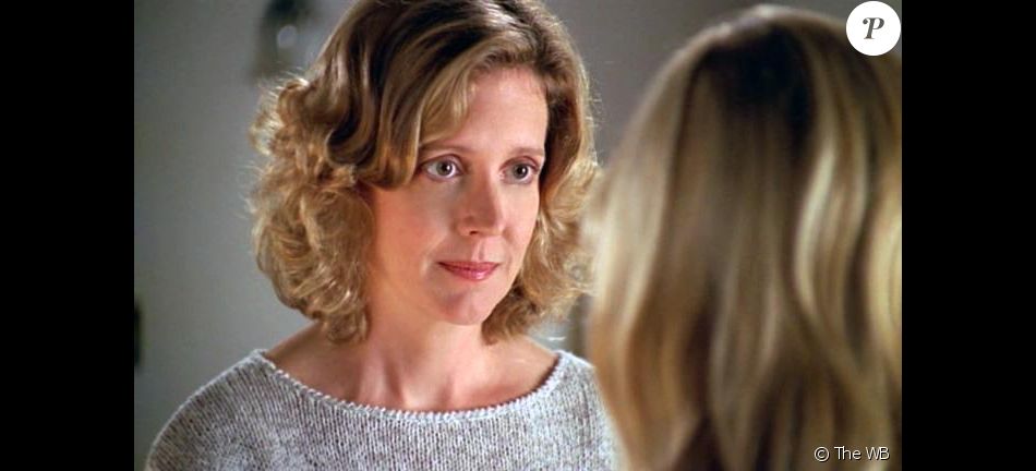 Kristine Sutherland dans Buffy - Purepeople