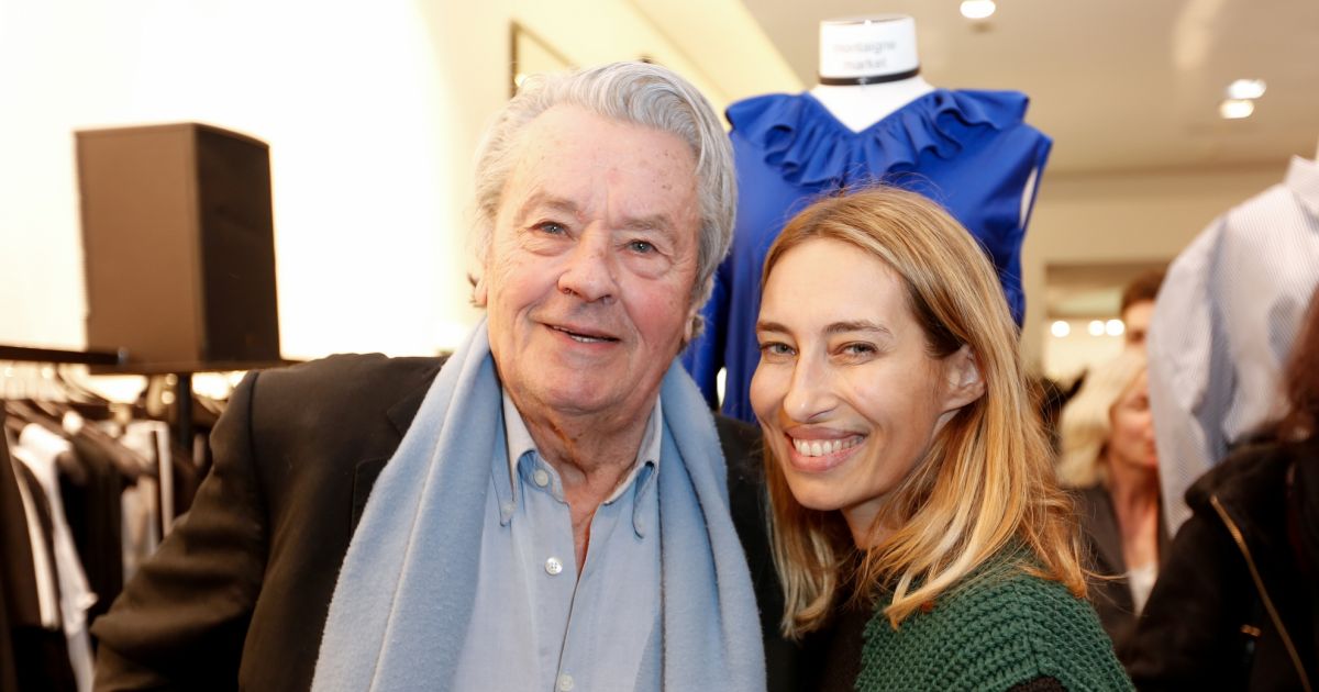 Exclusif - Alain Delon et Alexandra Golovanoff - Lancement de la marque ...