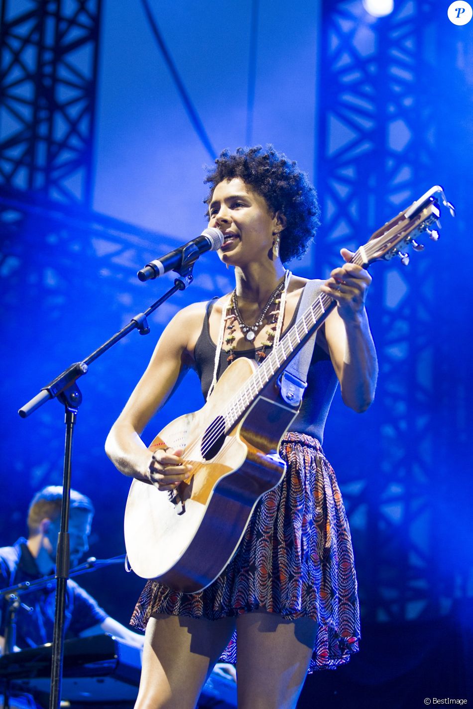 Ayo en concert lors du Festival Nuits du Sud à Vence le 19 juillet 2015 ...