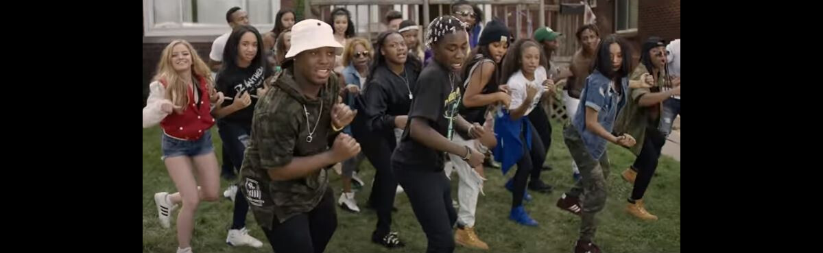 Vidéo : Zay Hilfigerrr & Zayion McCall – Juju On That Beat (Official ...