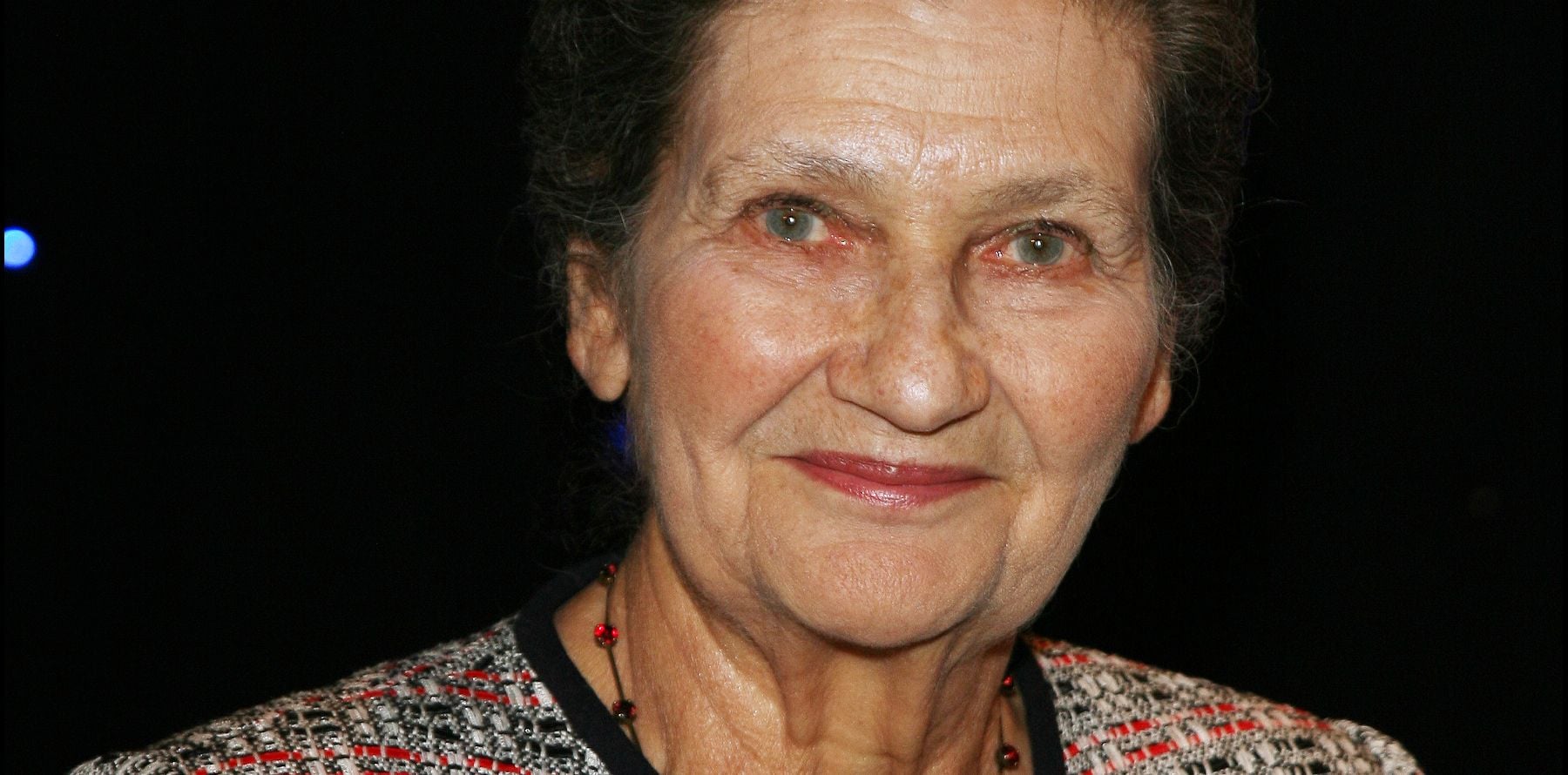 Mort de Simone Veil : Les hommages de Macron, Trierweiler, Royal ...