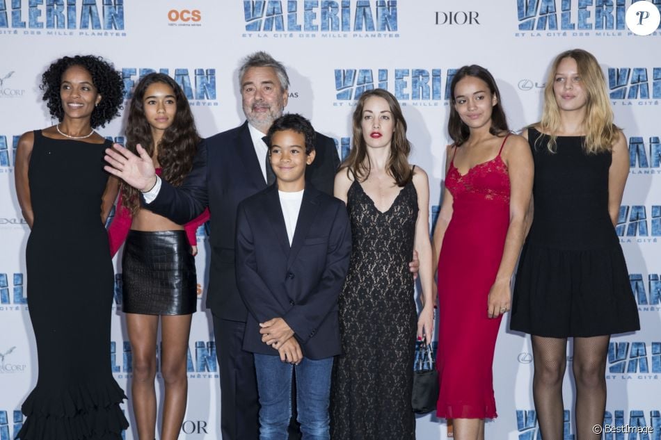Luc Besson, sa femme Virginie Besson-Silla et ses enfants Thalia Besson ...