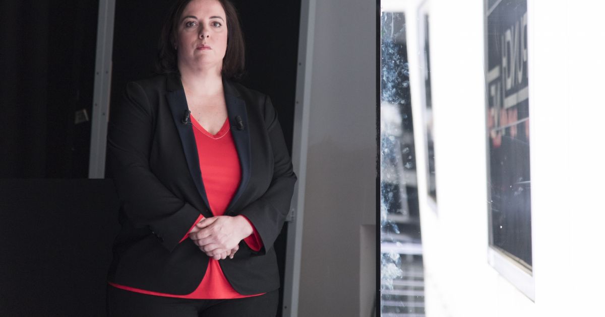 Exclusif - Emmanuelle Cosse, invitée de Laurence Ferrari sur le plateau ...