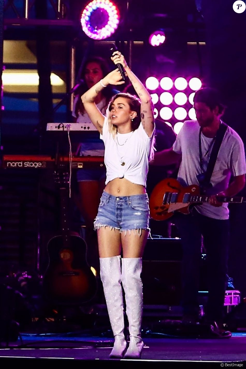 Miley Cyrus en concert au iHeart Summer 17 à Miami. le 10 juin 2017 ...