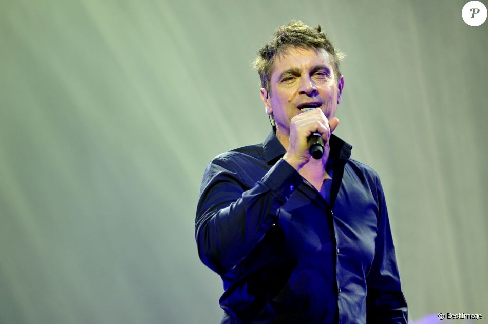 Didier Gustin participe à la tournée Les Eternels du Rire dans la salle ...