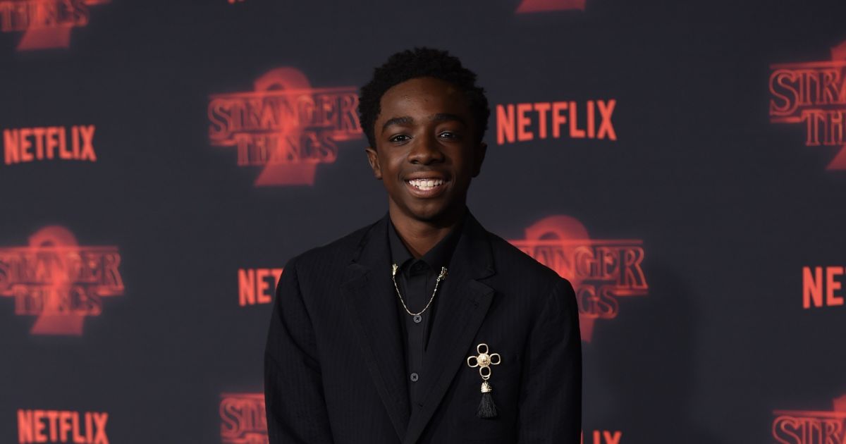 Caleb McLaughlin à la première de Stranger Things 2 au Westwood Theater ...