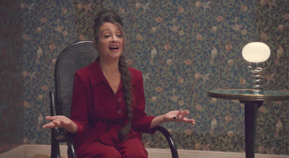 Vidéo : Catherine Ringer - Senior - extrait de l'album "Chroniques et ...