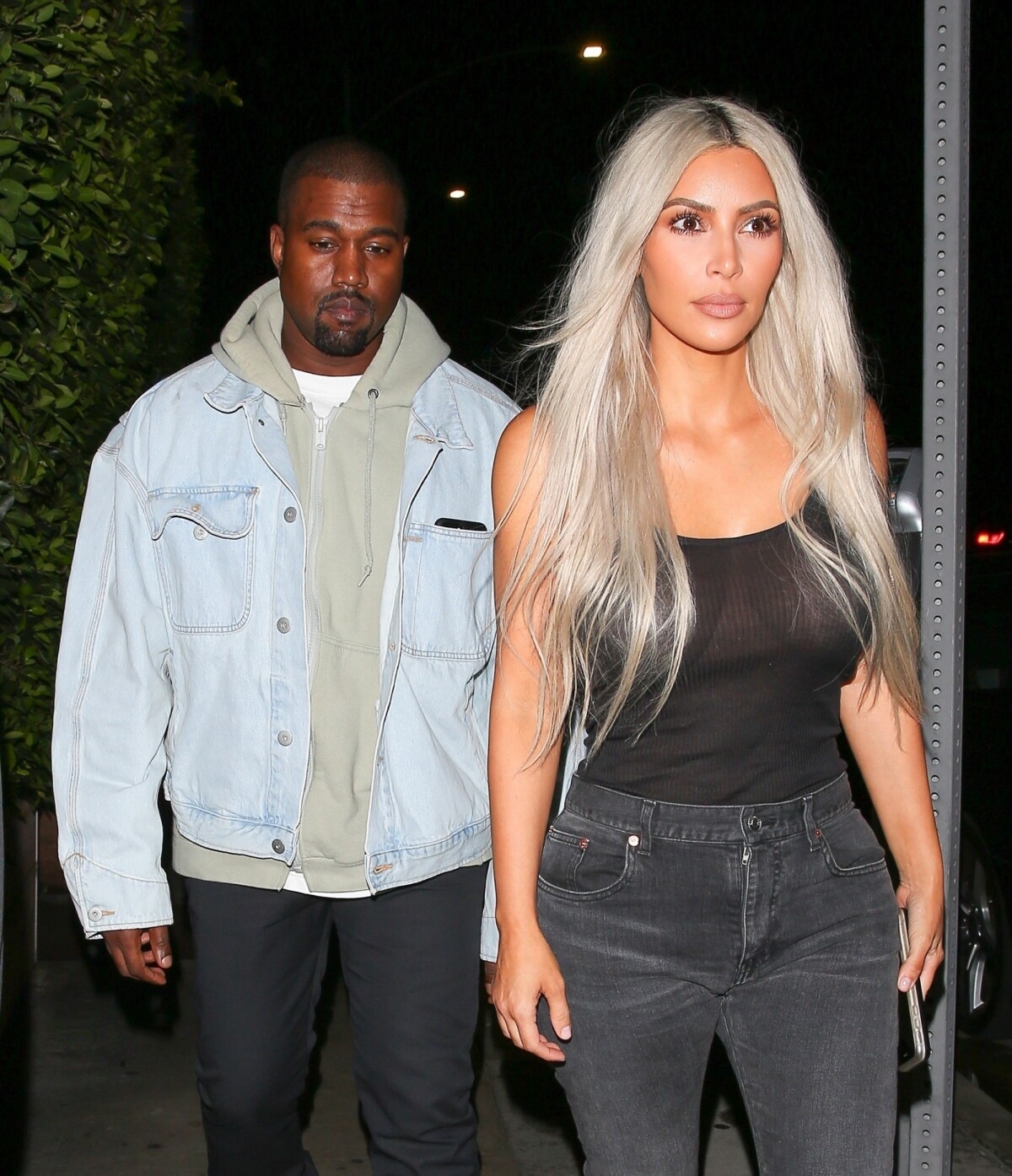 Photo : Exclusif - Kim Kardashian et son mari Kanye West sont allés ...