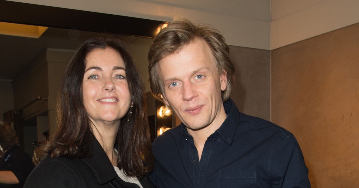Semi-Exclusif - Cristiana Reali et Alex Lutz lors de la représentation ...