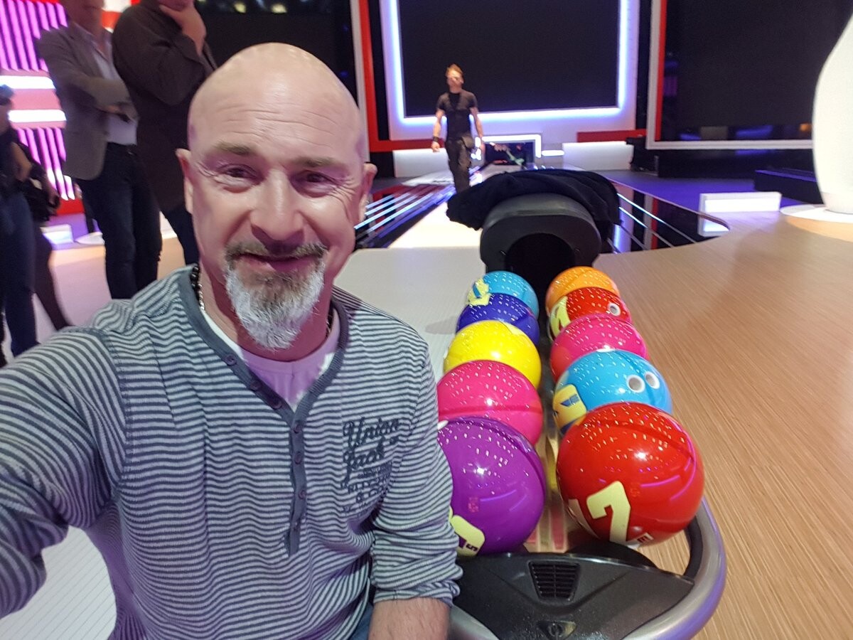 Photo : Vincent Lagaf' sur le tournage de son émission "Strike" sur C8 ...