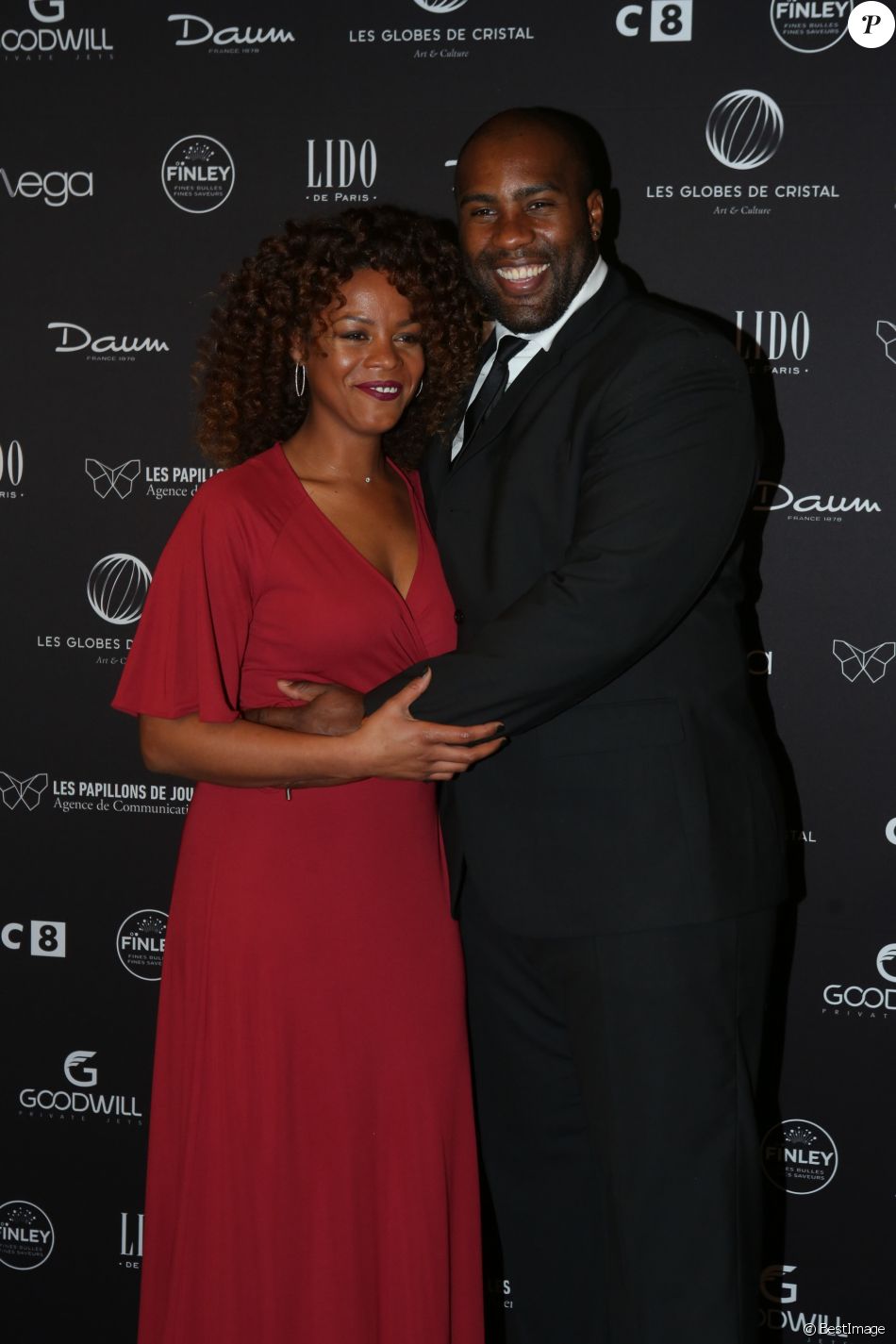 Teddy Riner et sa compagne Luthna Plocus au photocall de la 11ème ...