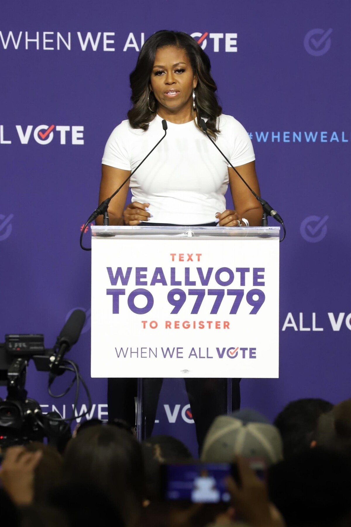 Vidéo : Michelle Obama en conférence de presse pour présenter son livre ...