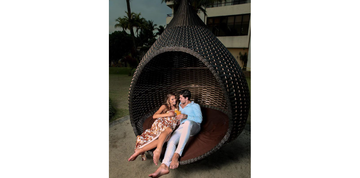 Photo : Eva Colas et Matthieu Giraud amoureux, le 12 mai 2018 à Manille ...
