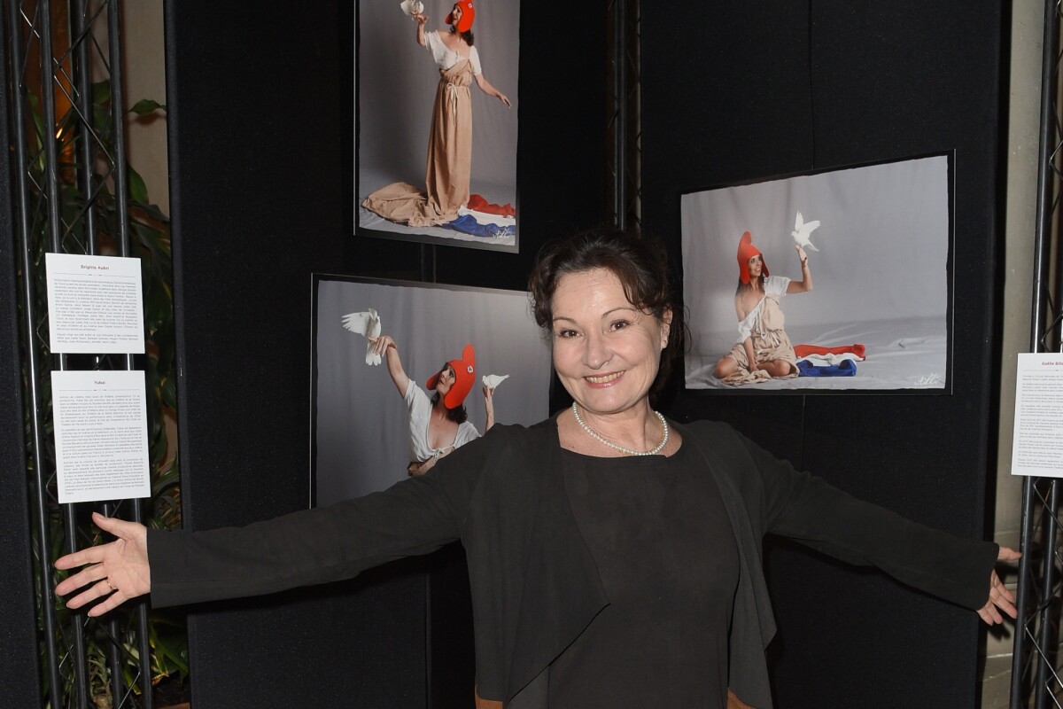 Photo : Exclusif - Brigitte Aubry. Vernissage de l'exposition ...