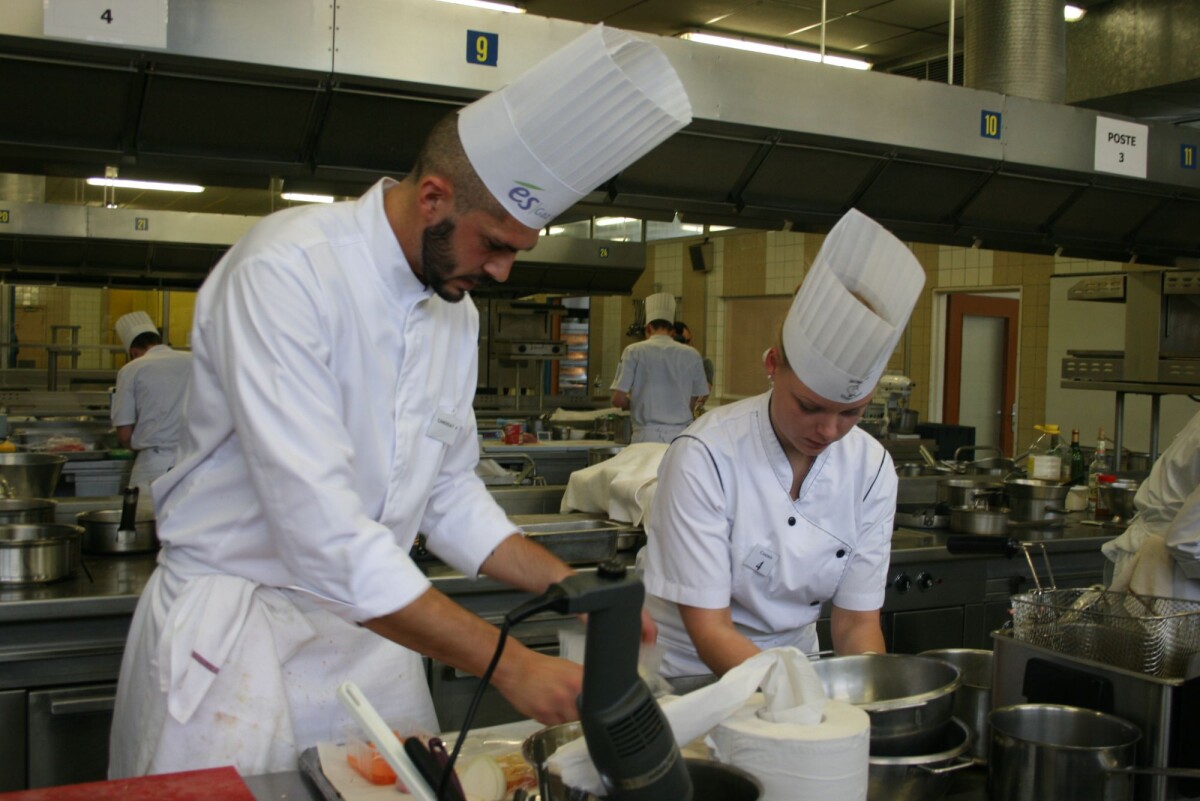 Photo : Le talentueux Jérémy Brun (Top Chef 2014) remporte le trophée ...