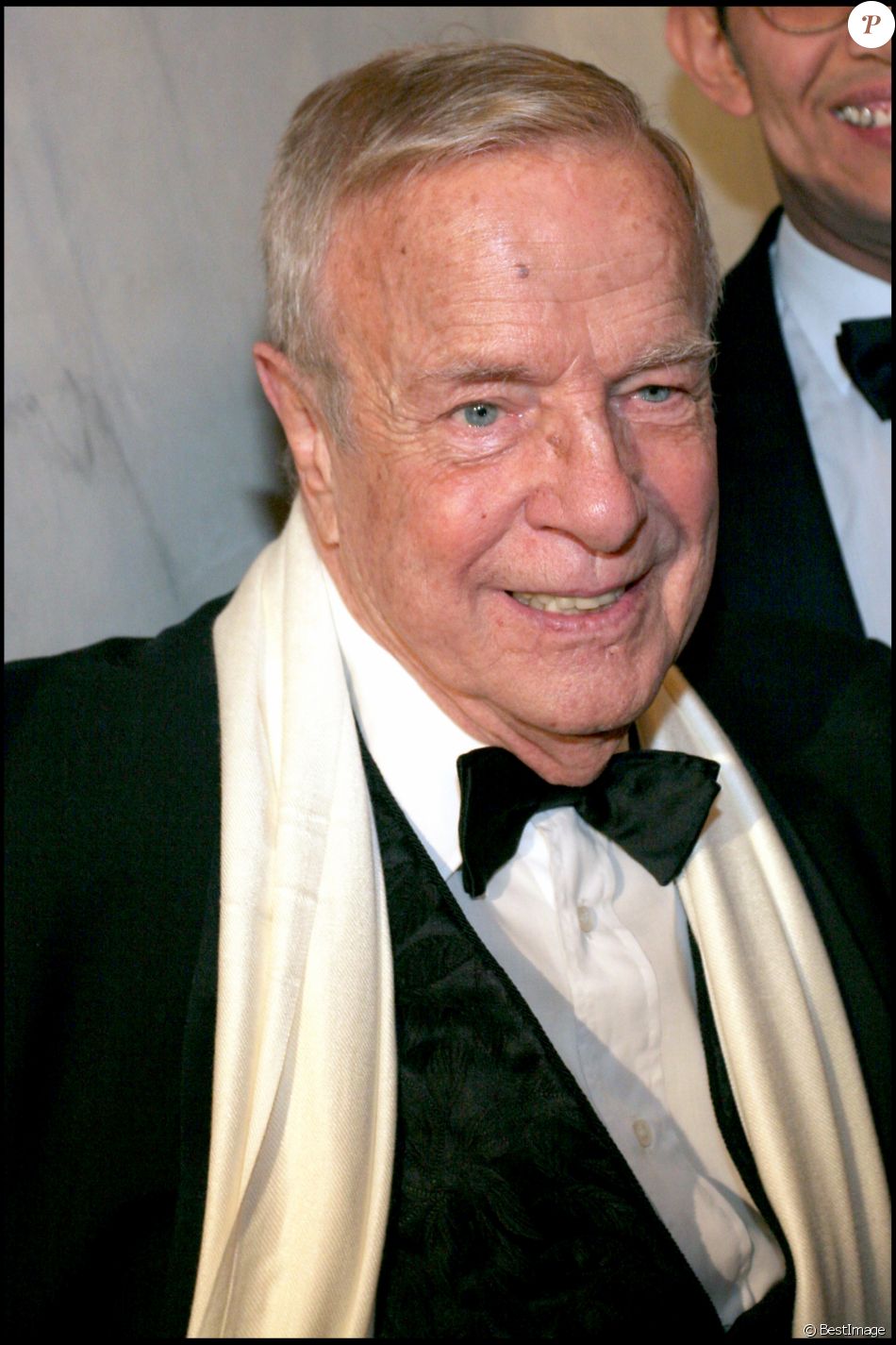 Franco Zefirelli à Milan le 07 décembre 2006. - Purepeople