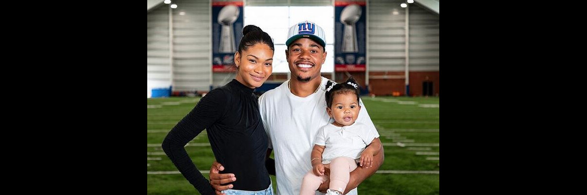 Photo : Chanel Iman, son mari Sterling Shepard et leur fille Caliclay ...
