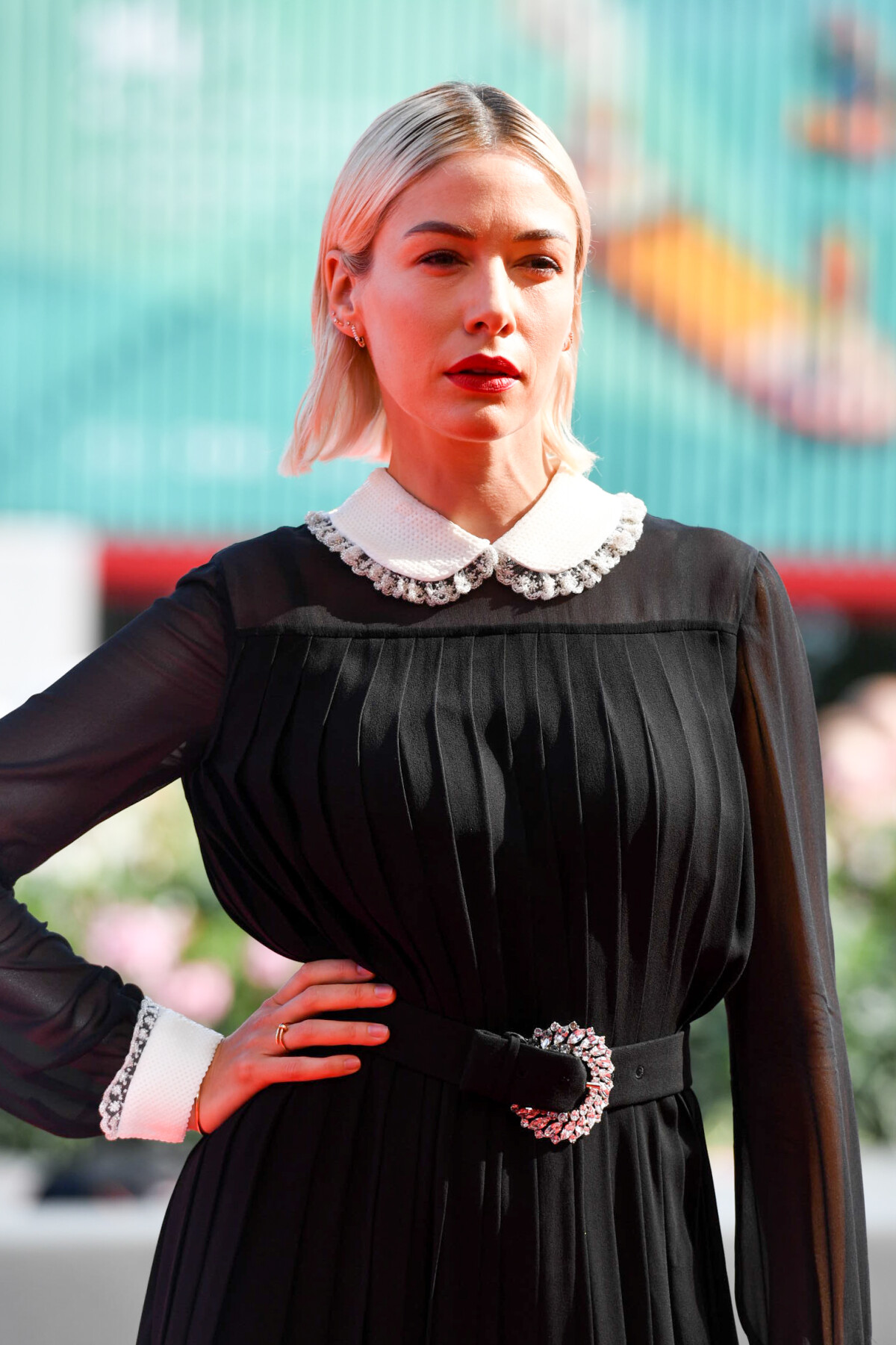 Photo : Sarah Felberbaum lors de la première de la série "The New Pope ...