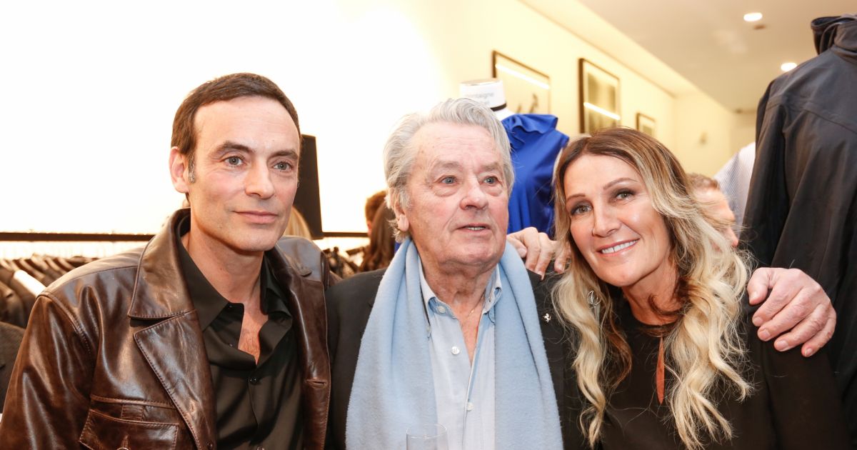 Exclusif - Anthony Delon avec son père Alain Delon et Liliane Jossua ...