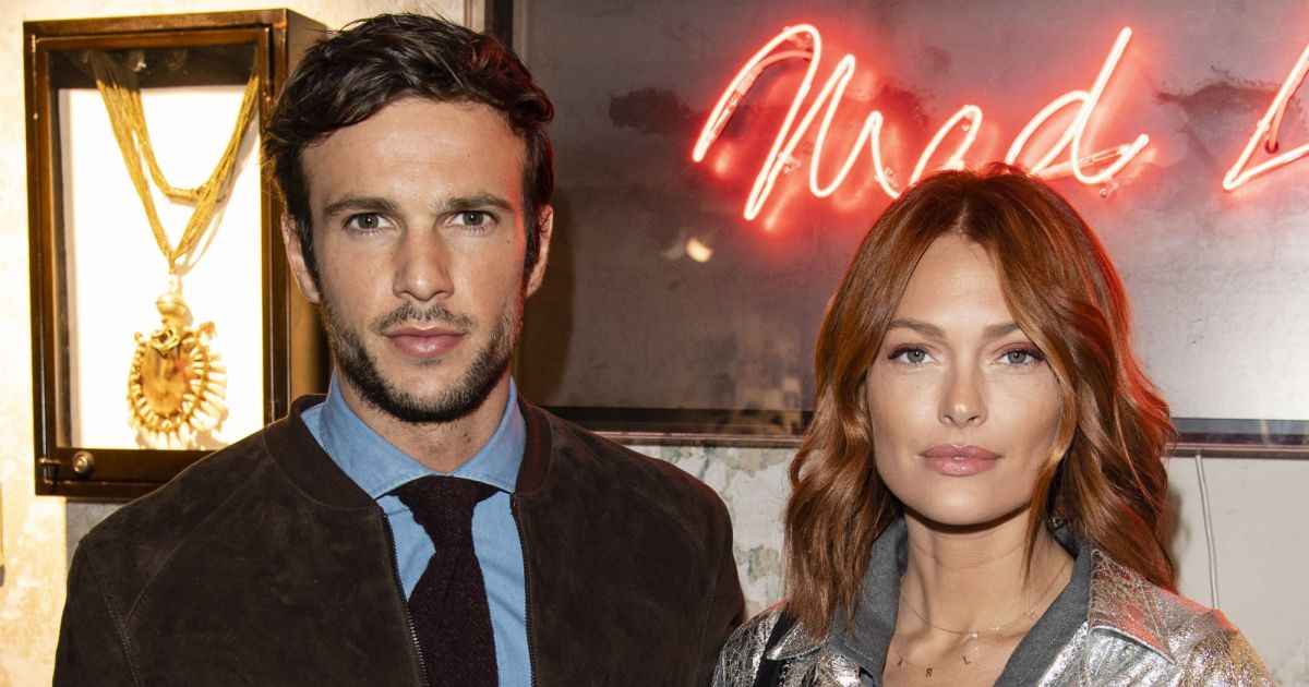 Exclusif - Hugo Philip et sa compagne Caroline Receveur lors du ...