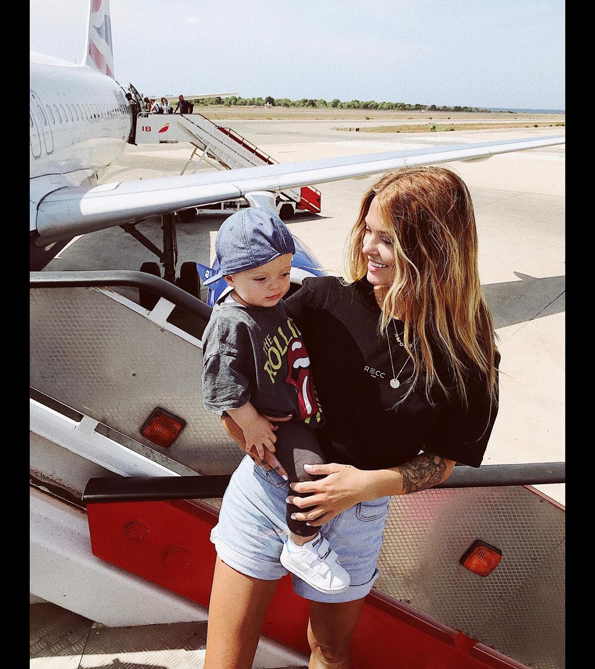 Photo : Caroline Receveur avec son fils Marlon, le 13 août 2019, sur ...
