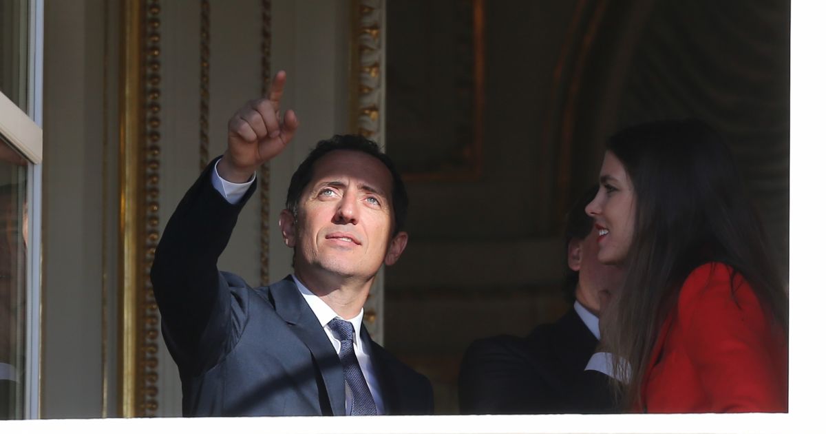 Gad Elmaleh et sa compagne Charlotte Casiraghi - Présentation de la ...