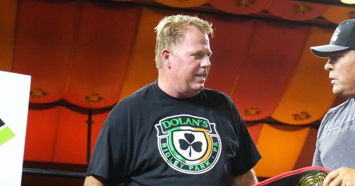 Thomas Markle Jr (demi-frère de M. Markle) sacré champion de boxe à ...