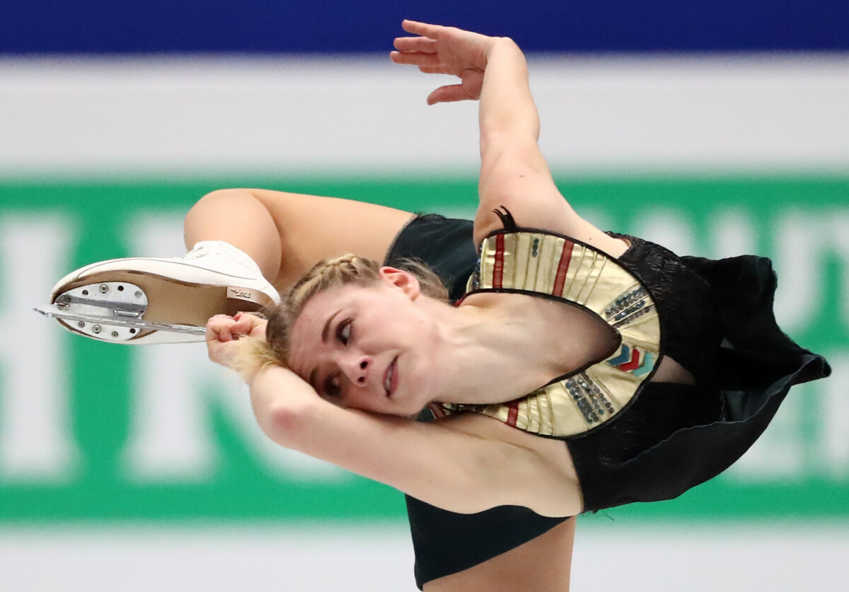 Photo : La patineuse française Laurine Lecavelier lors de son programme ...