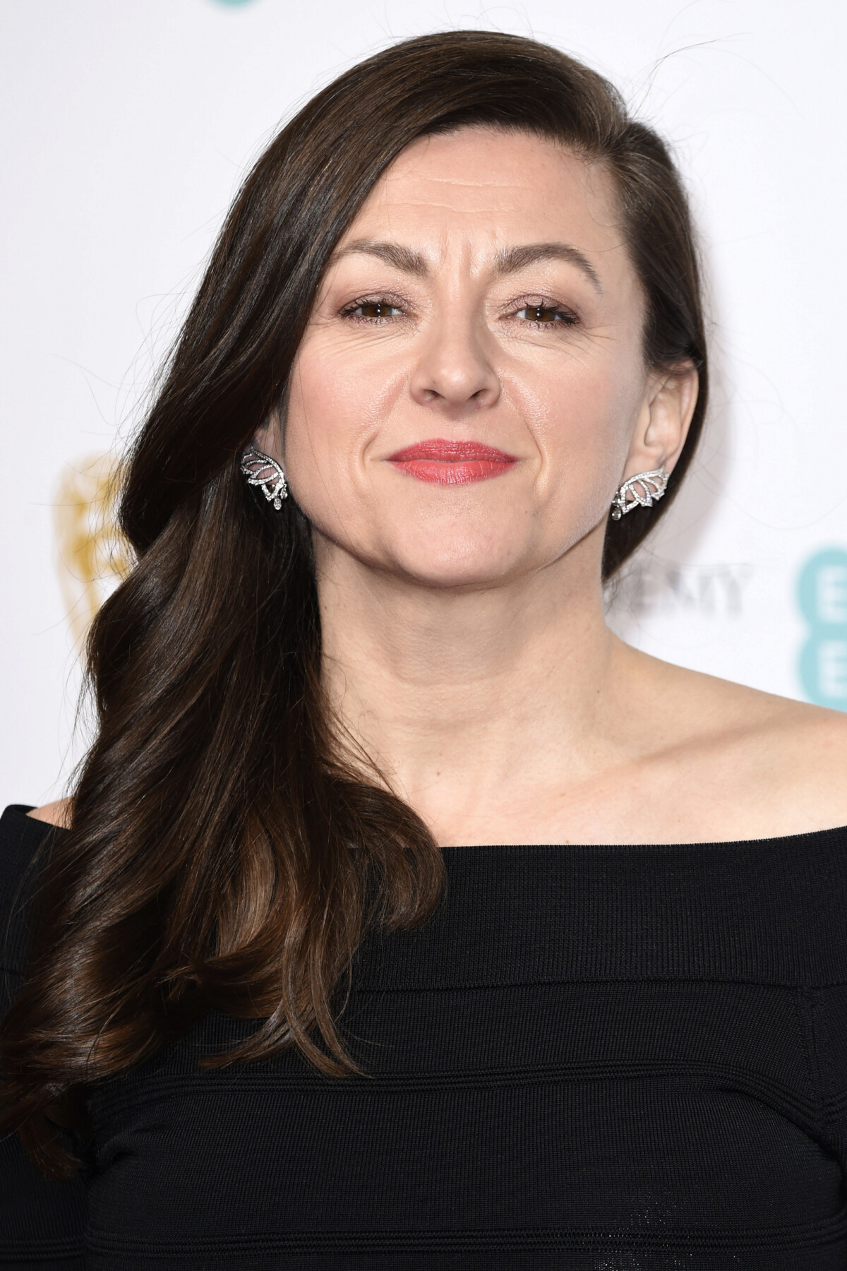 Vidéo : Jo Hartley - Photocall - BAFTA Nominees Party au Kensington ...