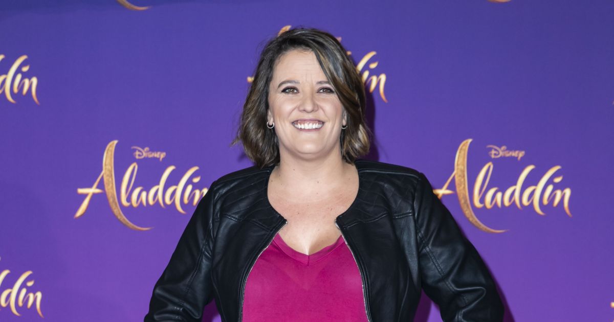 Emilie Lopez - Avant-première Parisienne du film Aladdin au Grand Rex à ...