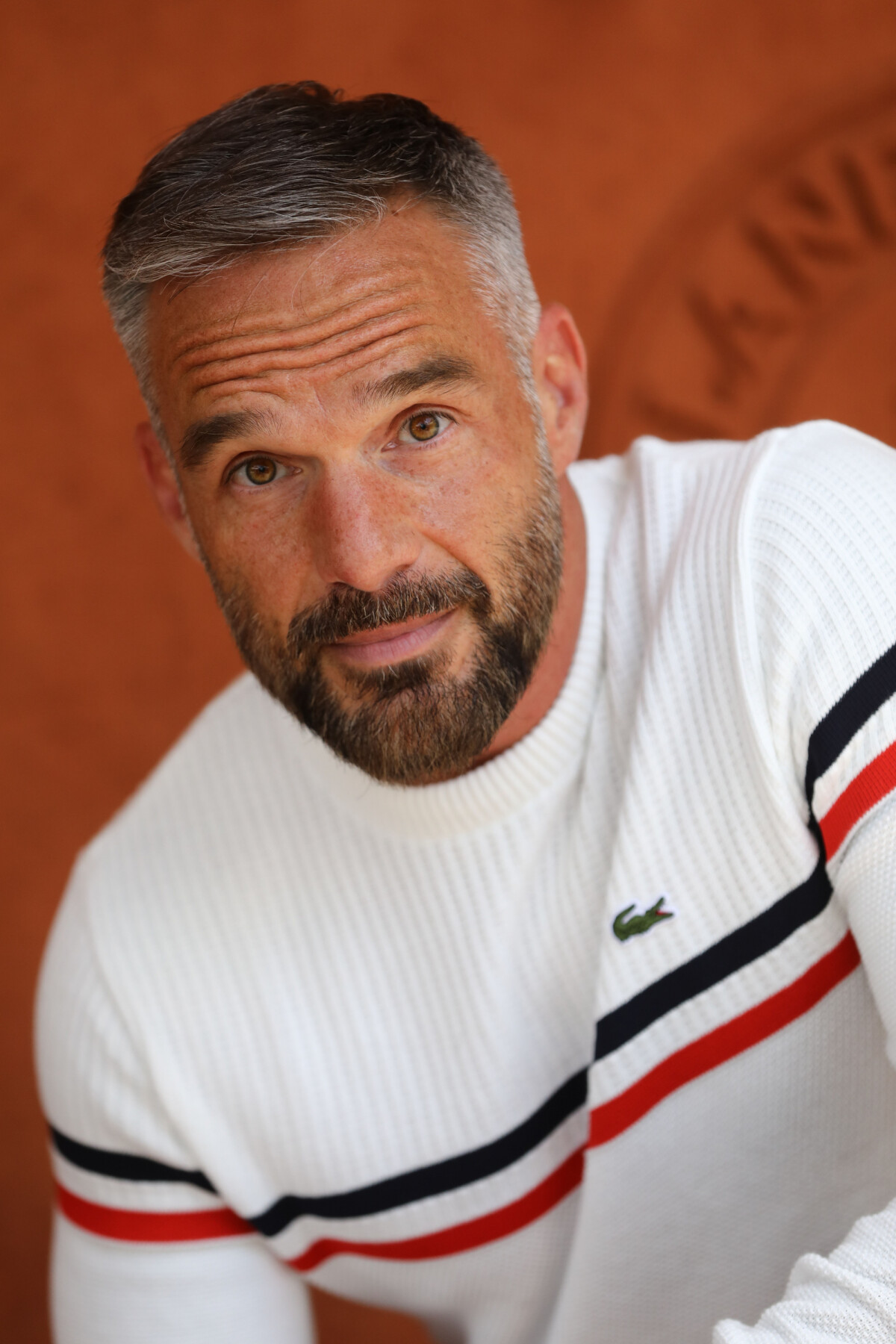 Photo : Philippe Bas au village lors des internationaux de France de ...