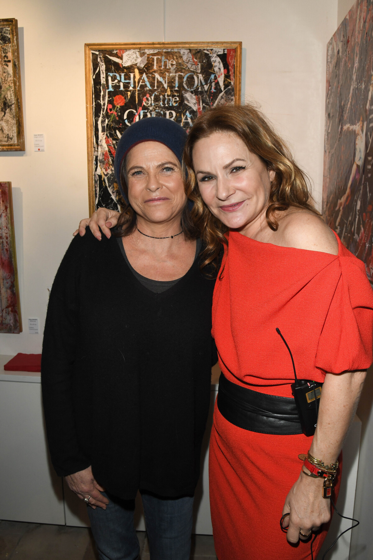 Photo : Charlotte Valandrey et Anne Mondy - Vernissage "Anne Mondy mène ...