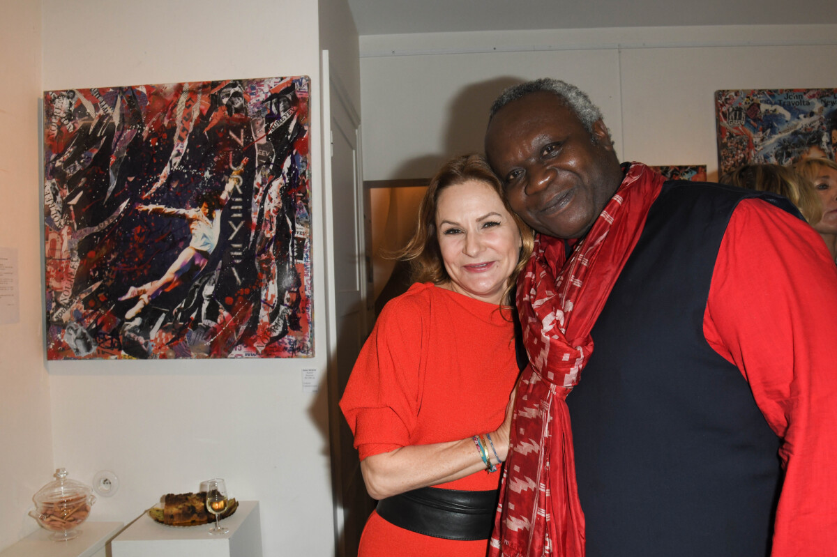 Photo : Anne Mondy et Magloire - Vernissage "Anne Mondy mène la danse ...