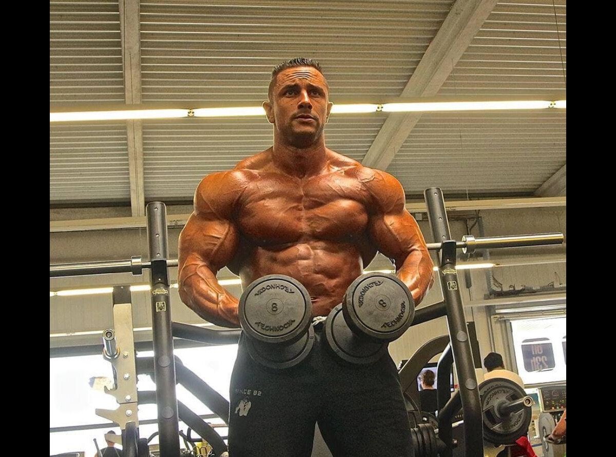 Photo : Cyril André, alias Mister Boo, dévoile ses muscles, décembre ...