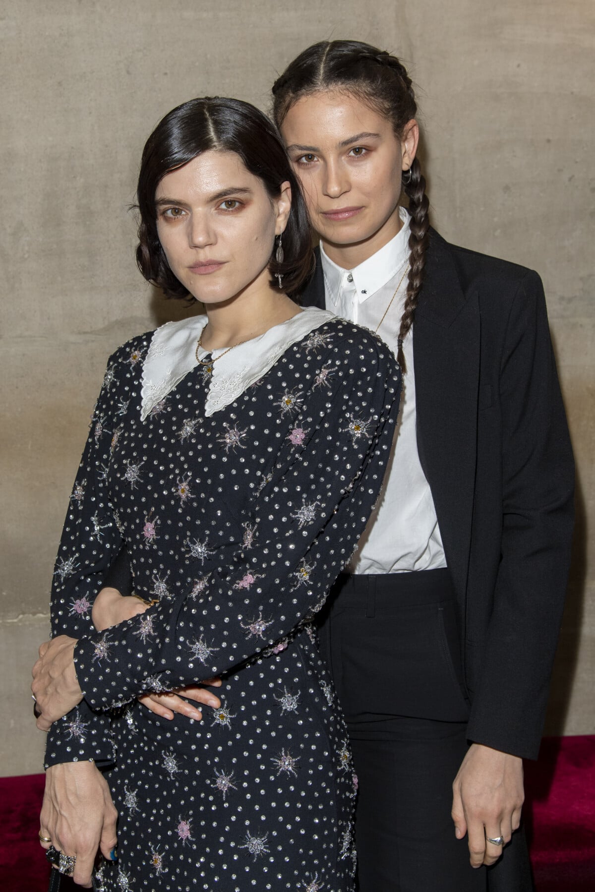 Photo : Soko (Stéphanie Sokolinski) et sa compagne Stella Leoni - Dîner ...