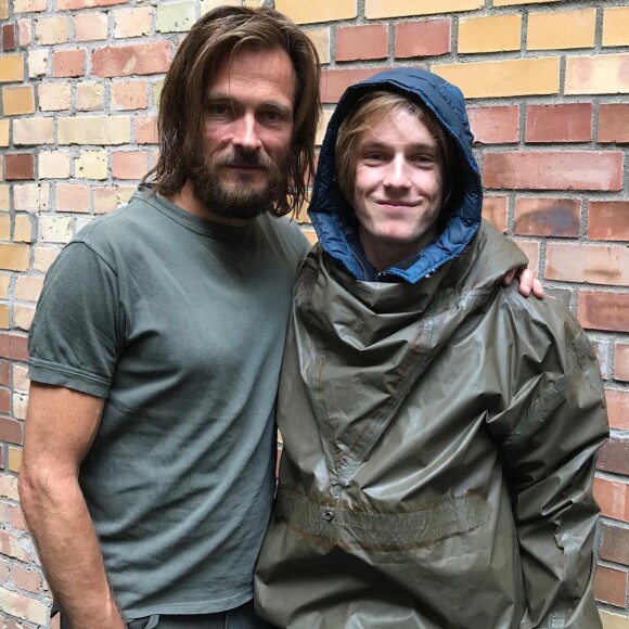 Photo : Andreas Pietschmann et son double dans "Dark", le 13 septembre ...