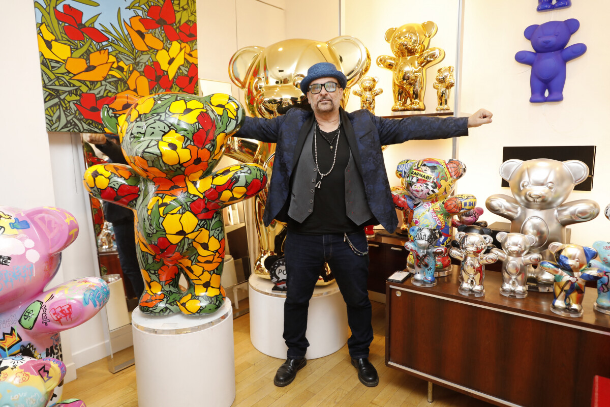 Photo : Jacky Jayet lors du vernissage Jacky Jayet et ses Ours à la ...