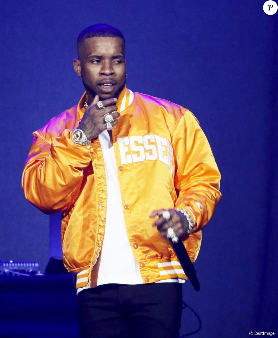 Tory Lanez en concert pendant la tournée 'Indigoat' à Oakland en ...