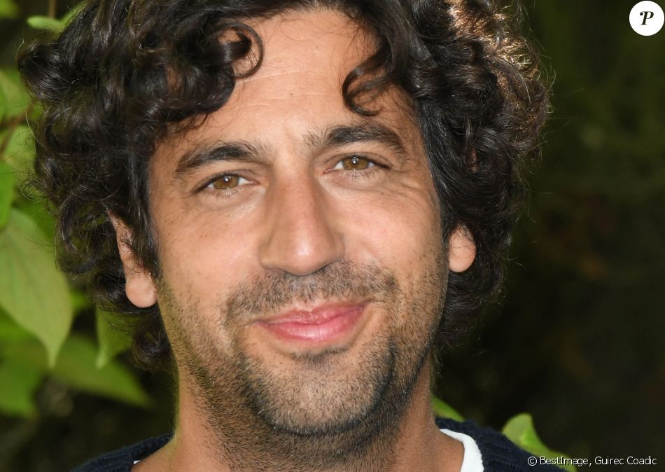Max Boublil - Photocall du film J'irai mourir dans les Carpates ...