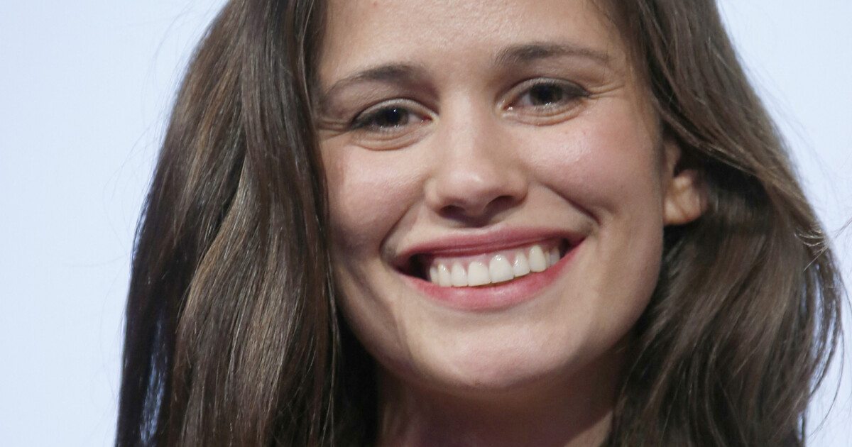 Lucie Lucas Nue Dans Clem Sa Crainte Pour Ses Enfants Purepeople