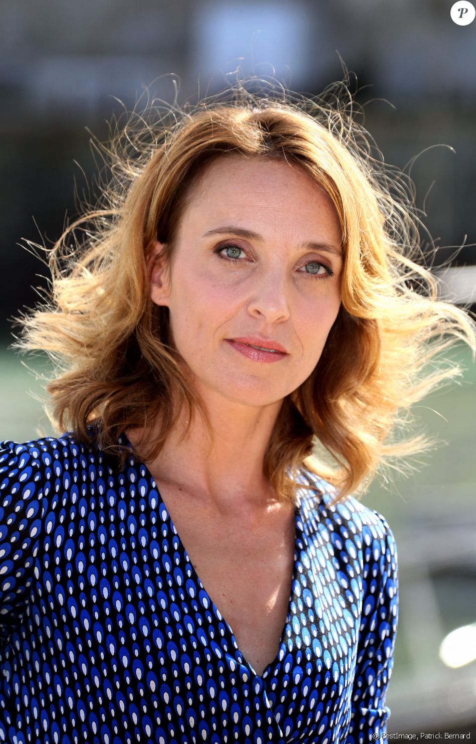 Alix Poisson pour la série télévisée Jeux d'influence au photocall du ...