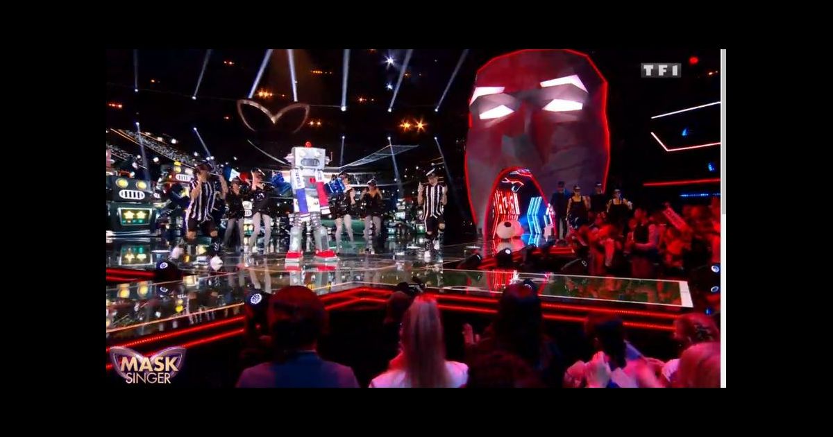 Robot dans Mask Singer 2020 le 7 novembre sur TF1 - Purepeople