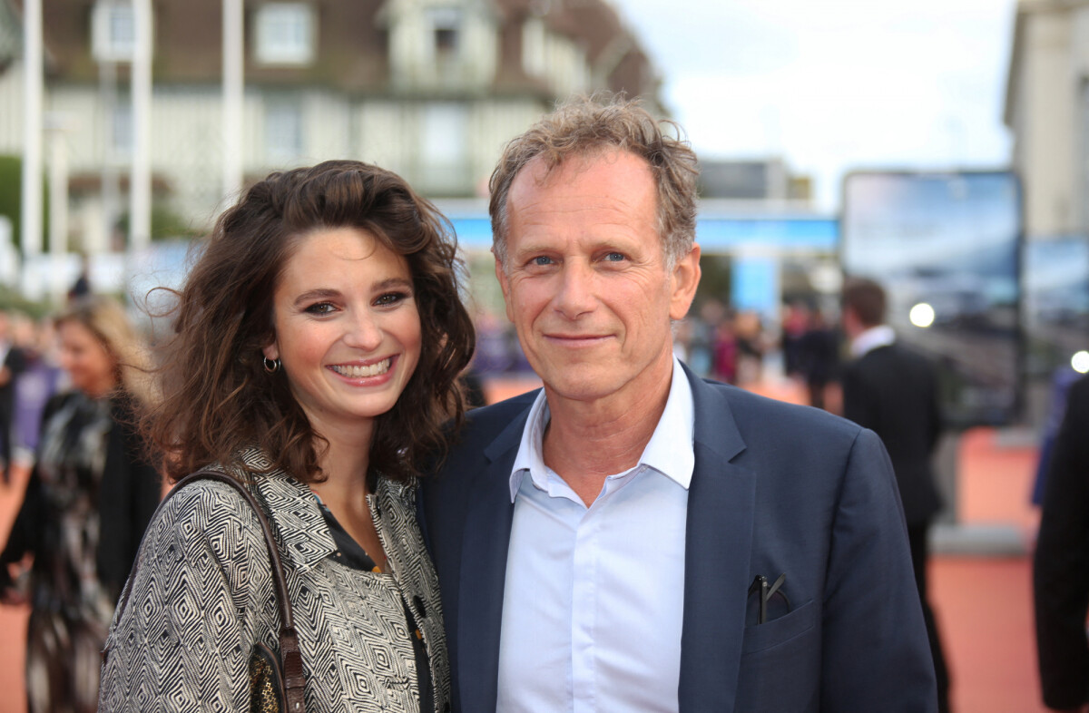 Photo : Charles Berling et Pauline Cheviller à la première de "Le ...