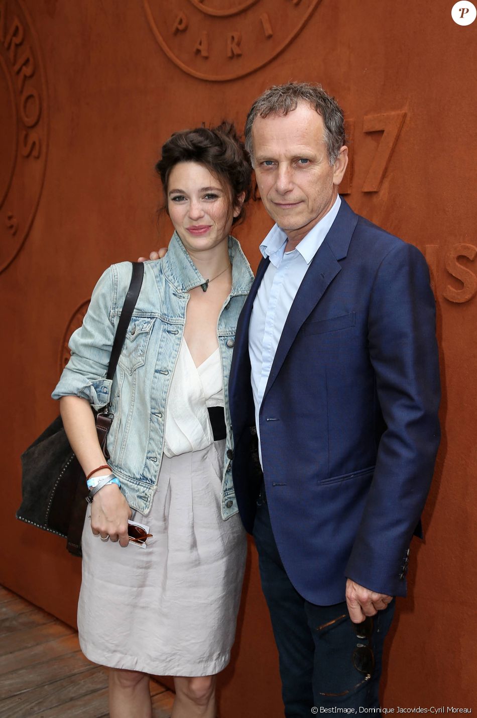 Pauline Cheviller et Charles Berling - Les célébrités au village des ...