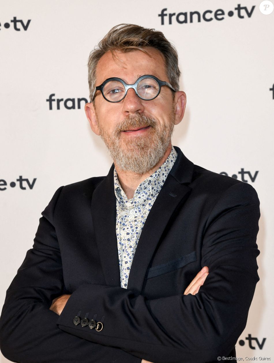Jamy Gourmaud au photocall de la conférence de presse de France 2 au ... Jamy Gourmaud au photocall de la conférence de presse de France 2 au ...