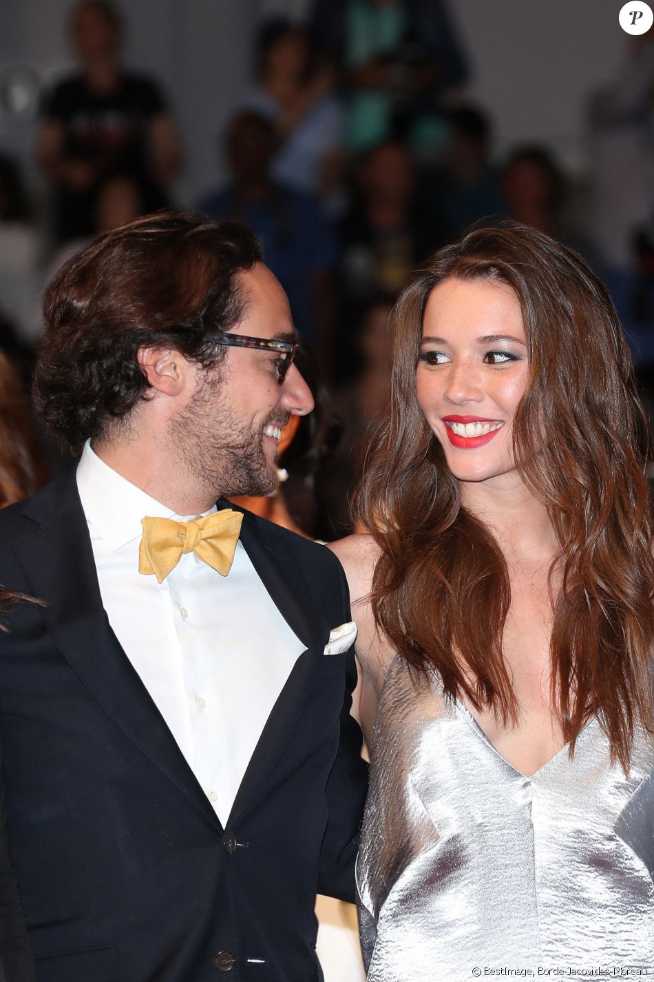 Thomas Hollande et sa compagne Emilie Broussouloux - Montée des marches ...