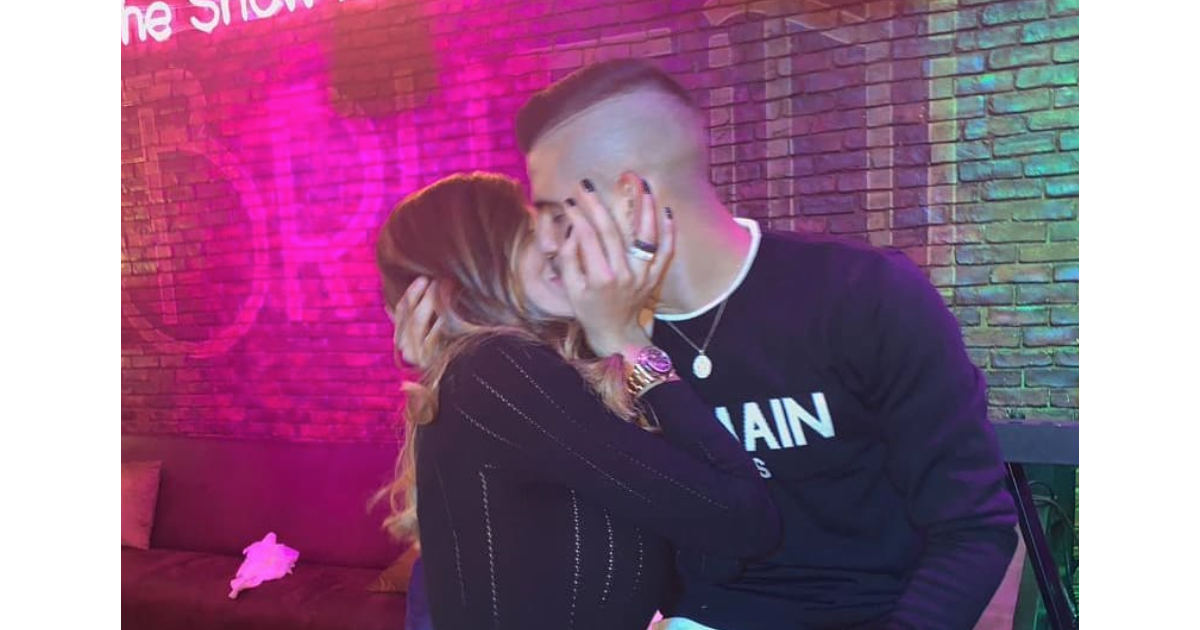 Lorenzo Insigne et son épouse Jenny Darone-Insigne. Novembre 2018 ...