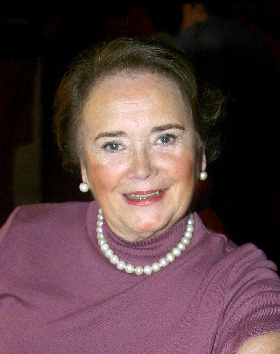 Les Visiteurs : Mort de l'actrice Anna Gaylor : le diaporama - Purepeople