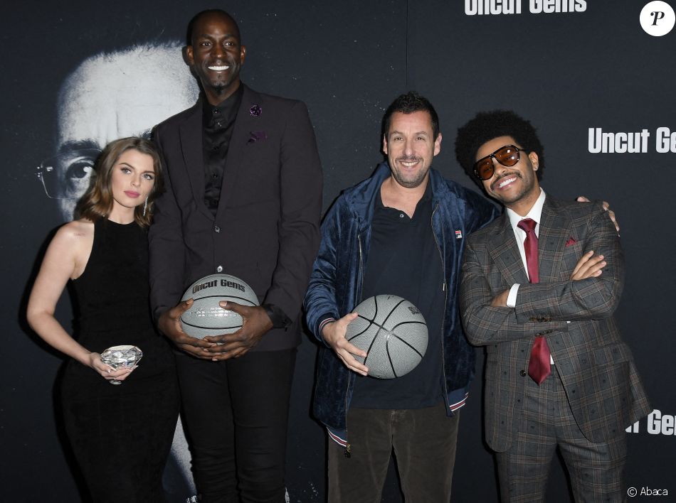 Julia Fox, Kevin Garnett, Adam Sandler et The Weeknd à l'avant-première ...
